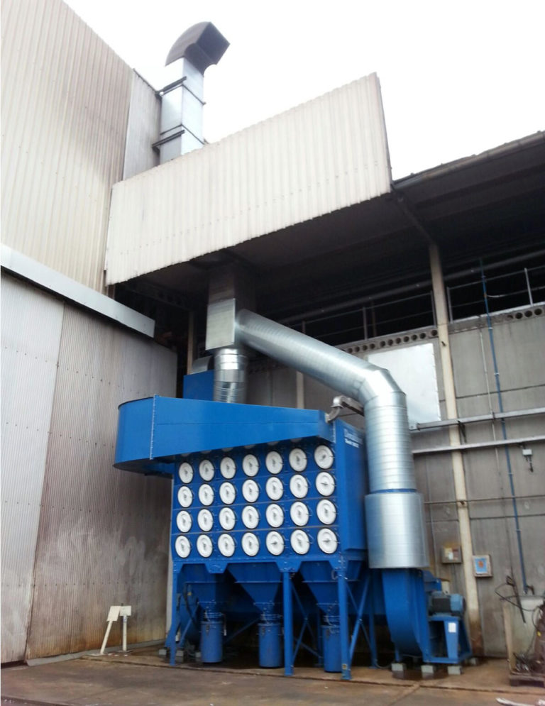 Cabina-GRANALLADO-grandes-dimensiones-con-equipo-de-captación-de-polvo-2 | Tecfilter