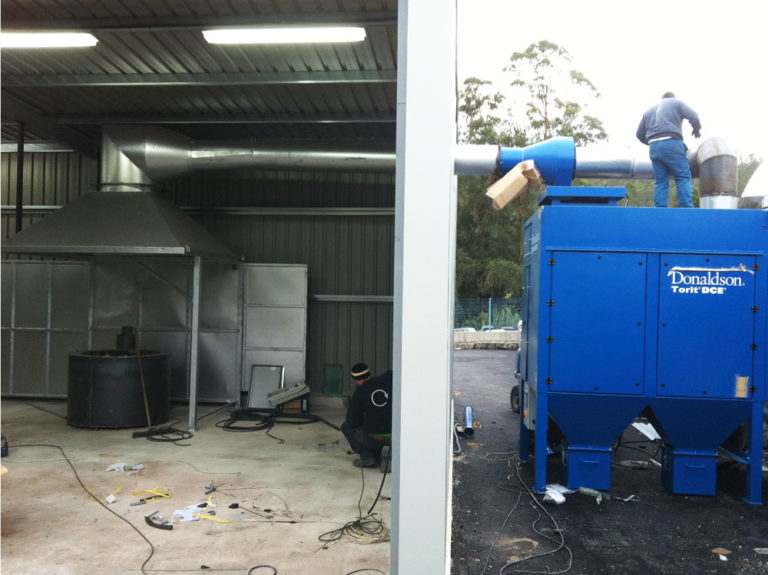 Crisol-de-plomo-con-equipo-de-captación-y-ciclón-apagachispas | Tecfilter